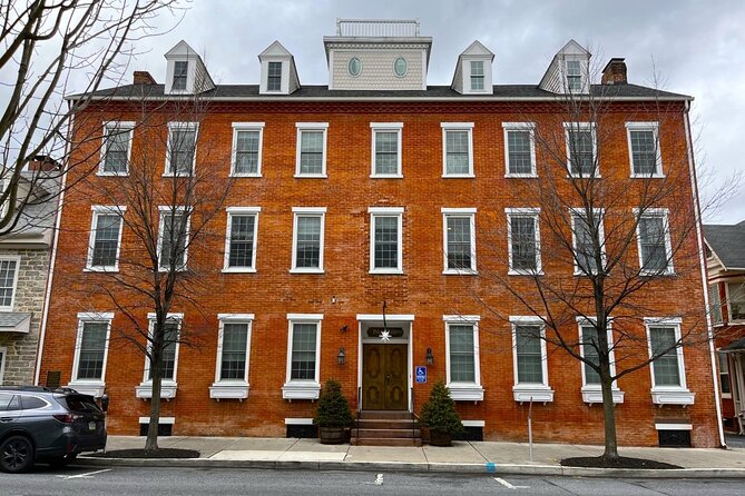 45-Minute Private Guided Historic Walking Tour in Lititz - The Experience from the Reviews