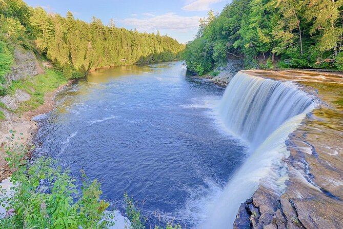 5 Day Tour On Lakes Superior Huron and Michigan - The Value of This Tour