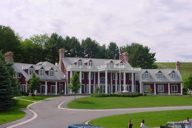 5-Hour Traverse City Wine Tour: 3 Wineries on Leelanau Peninsula - FAQs