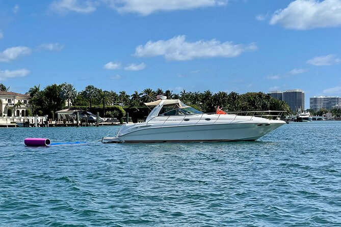50ft Private Party Yacht tour, Discover Secret Places in Miami - An In-Depth Look at the Private Yacht Experience in Miami