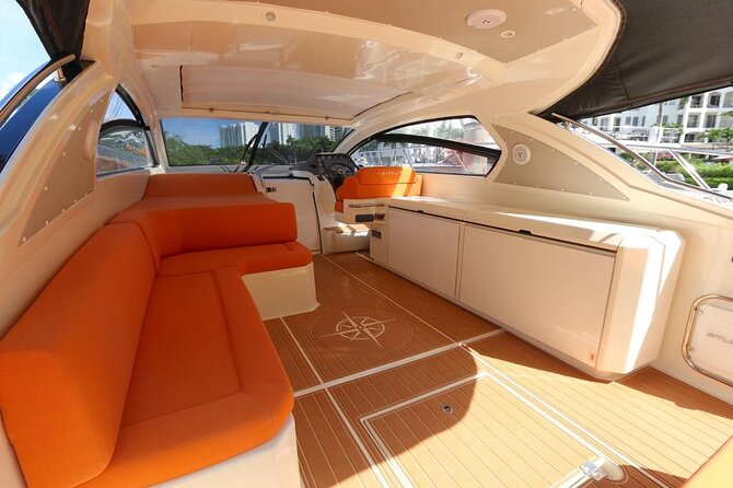 52' Azimut Yacht Charter - What’s Included and What’s Extra?