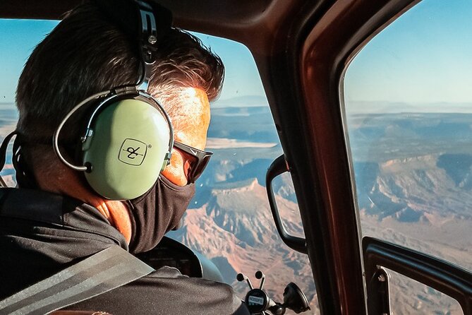 55 Mile - Helicopter Tour Around Zion National Park - An In-Depth Look at the Zion Helicopter Tour