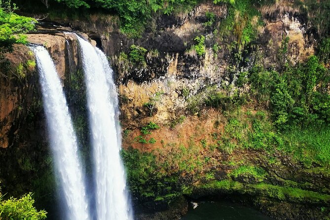 6-7 Hours Private Kauai's Hidden Gems Experience with Snacks - Why This Tour Is a Great Choice