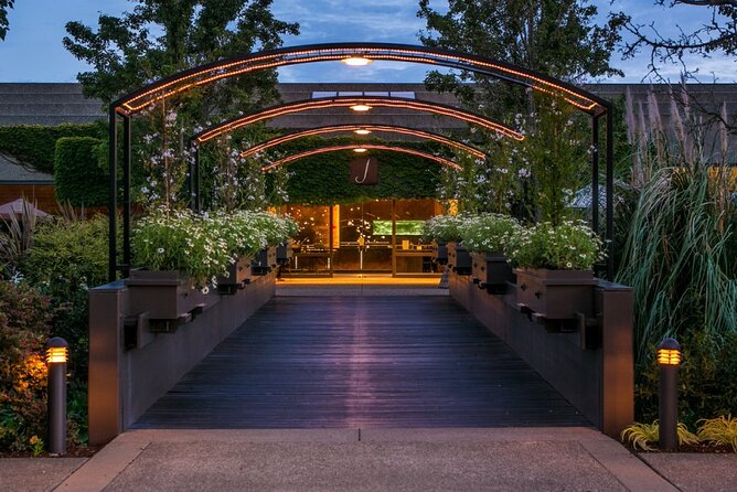 6 Hours Private Wine Tour in Healdsburg Featuring Coppola Winery - Key Points