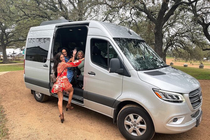 6 to 11 Guests Fredericksburg Private Van 5 hour Wine Tour - Exploring the 6 to 11 Guests Fredericksburg Private Van 5-Hour Wine Tour