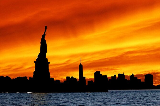 60-minute Sunset Skyline Cruise around Statue of Liberty - The Review: Authentic Perspectives