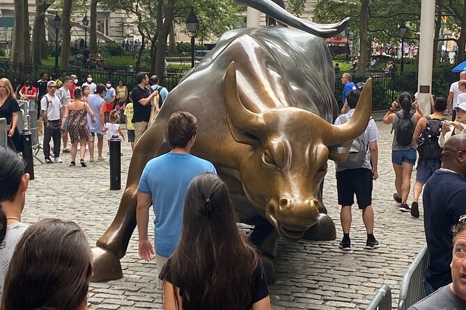 9 Iconic Manhattan Neighborhoods Epic Hike Guided Tour - Key Points
