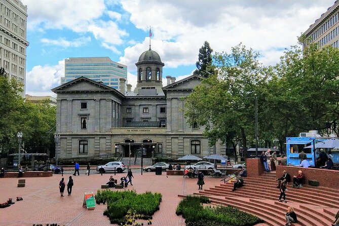 A Guided Walking Tour of Fabulous Downtown Portland, Oregon - The Value and Practical Aspects