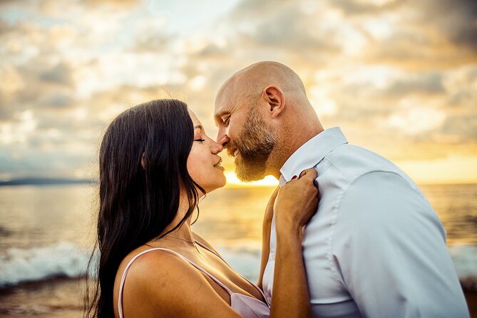 A Romantic Photoshoot for 2 in Maui - Practical Details and Tips