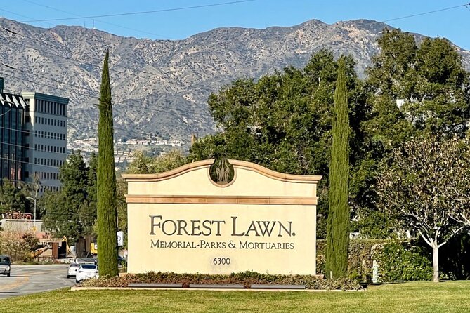 A Tribute Tour: Michael Jackson's Path in Los Angeles - Is This Tour Right for You?