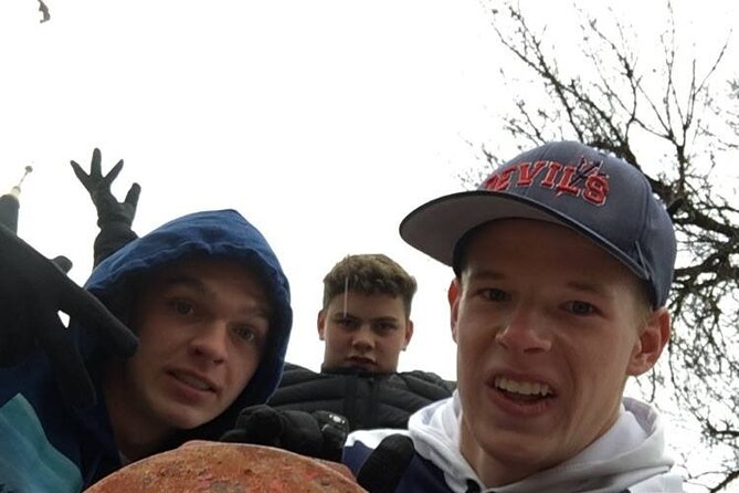 Adventurous Scavenger Hunt in Detroit by Zombie Scavengers - Key Points