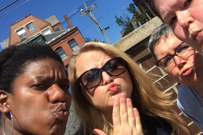 Adventurous Scavenger Hunt in Seattle by Operation City Quest - Key Points  
