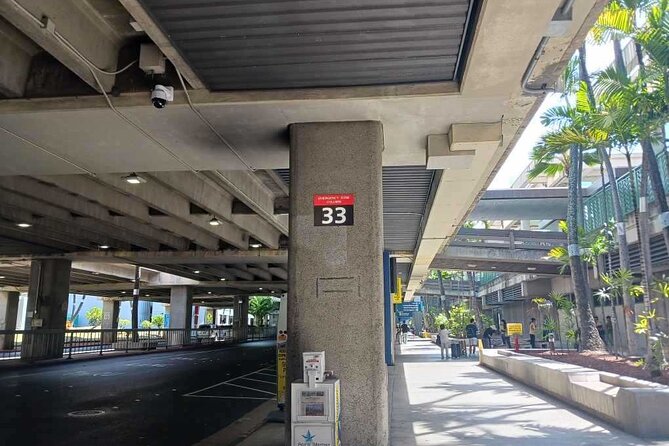 Airport Shuttle - HNL Airport to Waikiki - Who Should Consider This Shuttle?