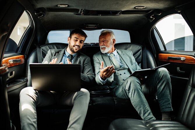 Airport Transfer to or from Mclean, VA and Dulles Airport - The Vehicle & Comfort