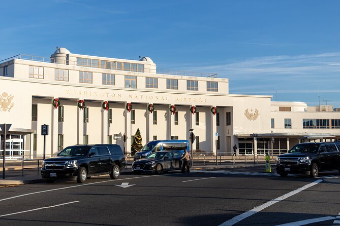 Airport Transfer to or from Mclean, VA and Reagan Airport(DCA) - Vehicle and Features: What Makes It Special?