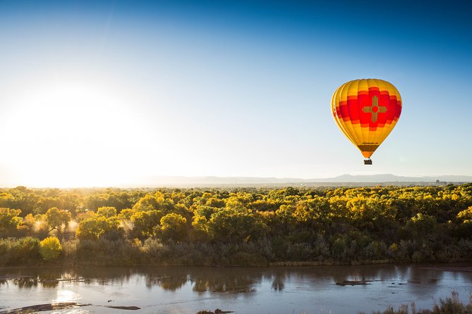 Albuquerque Hot Air Balloon Ride at Sunrise - An In-Depth Look at the Albuquerque Sunrise Balloon Experience