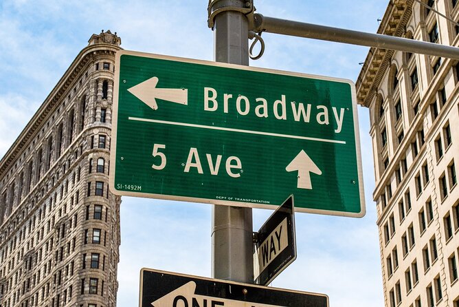 Alto Y Bajo Manhattan - FAQ