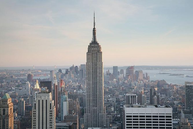 Amazing City Tour NYC 4 hours up to 5pax - Key Points