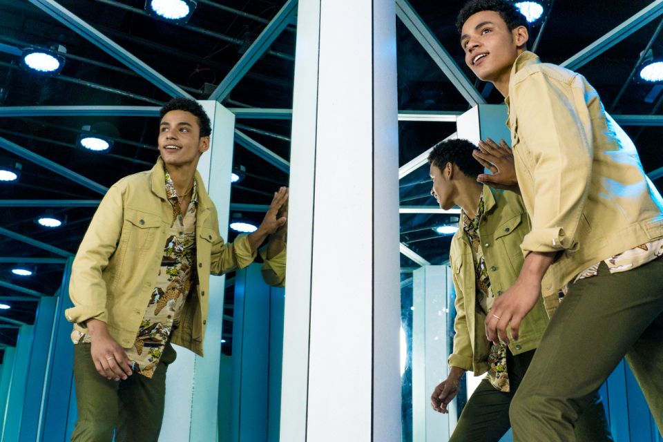 American Dream: Mirror Maze Admission Ticket - Key Points