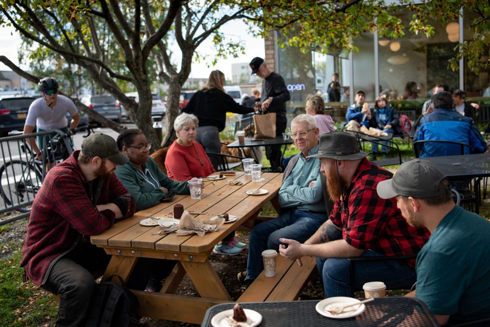 Anchorage: Downtown Food & History Walking Tour - Key Points  