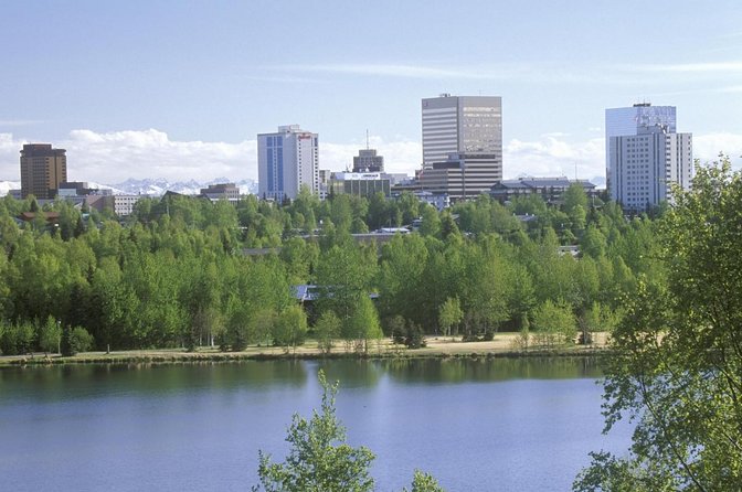 Anchorage Trolley Tour - Why Guides Make the Difference