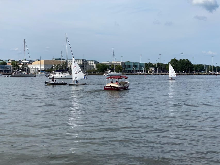 Annapolis: Electric Boat Rental - Duffy Sun Cruiser - 10ppl - Practical Considerations and Tips