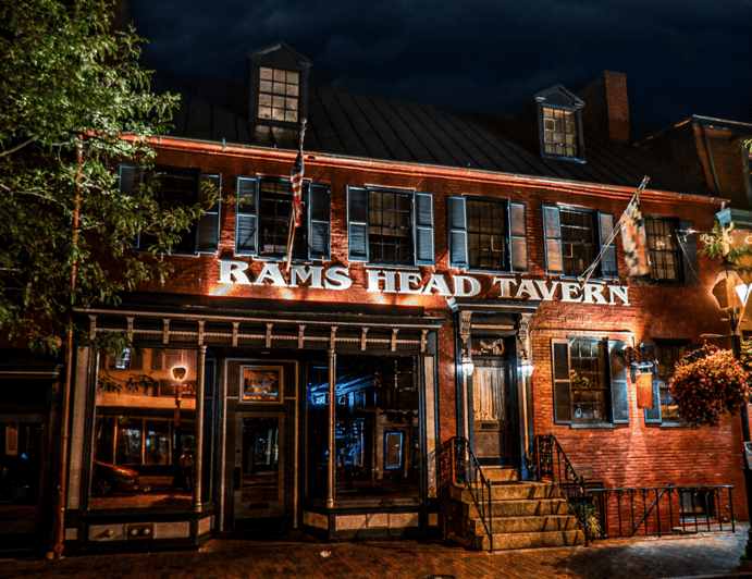 Annapolis Ghosts: Spirits & Spirits Haunted Pub Crawl - An Insightful Look at Annapolis Ghosts: Spirits & Spirits Haunted Pub Crawl