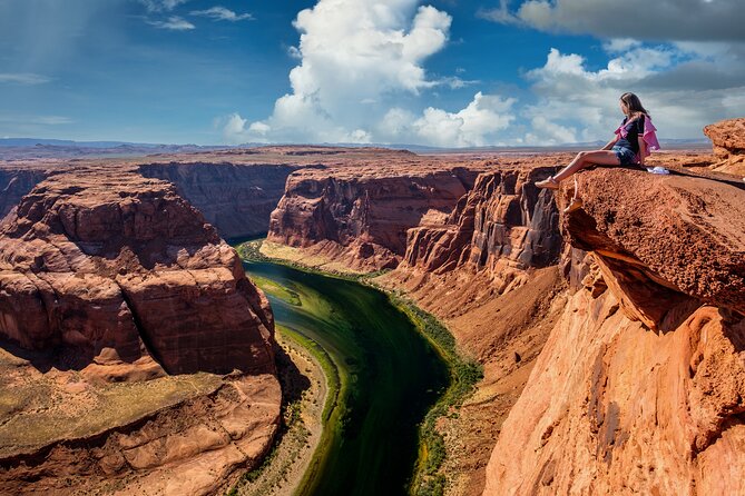 Antelope Canyon and Horseshoe Bend Tour from Sedona - Crossing the Navajo Nation’s Vast Landscape