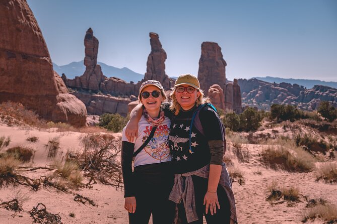 Arches Full Day Small Group Tour - Practical Details: What to Expect