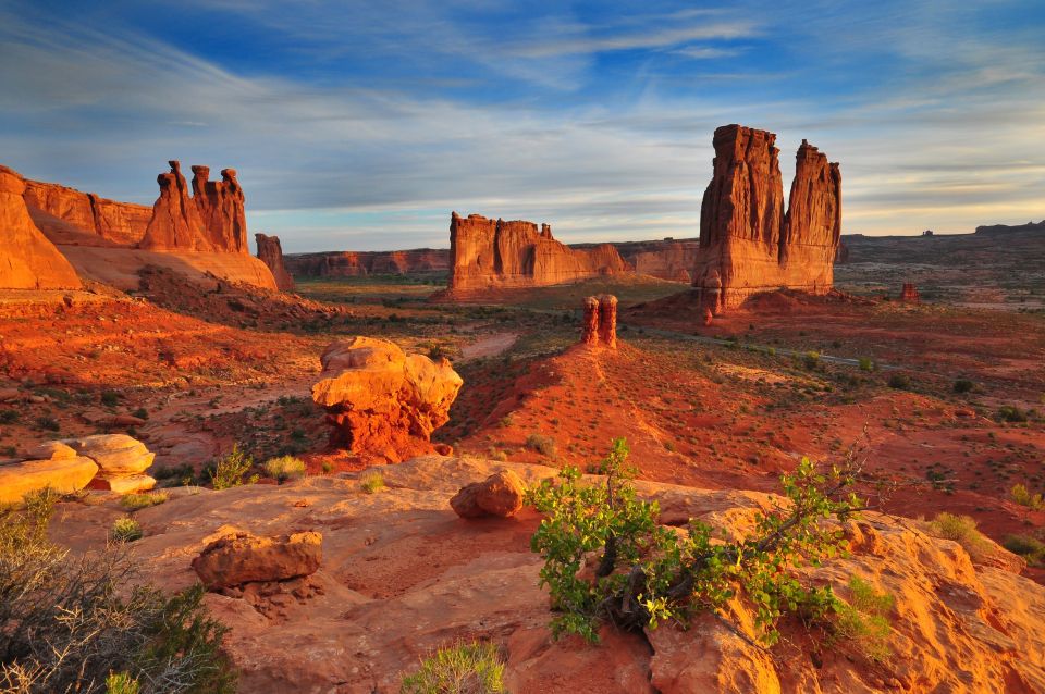 Arches National Park: Sunset Pavement Van Tour - FAQ