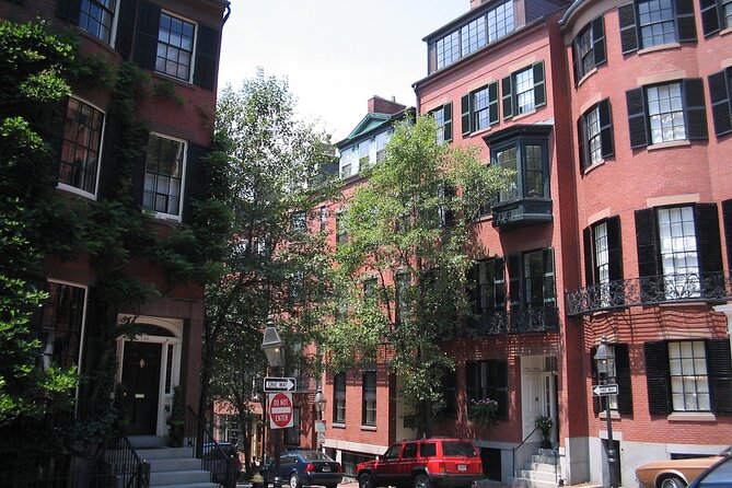 Arrival Private Transfer: Boston Airport BOS to Boston City in Luxury SUV - FAQ