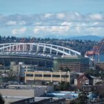 Arrival Private Transfer: Seattle Airport SEA to Seattle in Luxury Car - How It Compares with Similar Experiences