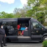 Arrival Transfer From Richmond Airport Up to 14 people - Practical Details and Tips
