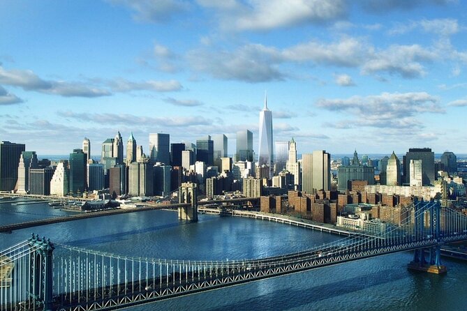 Arrival Transfer: New York Airport JFK to New York in SUV - The Vehicle: Comfort and Style