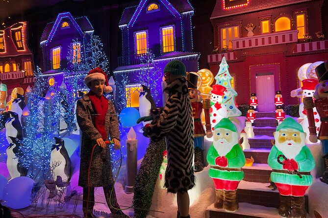 Artful Holiday Lights & Sights - Who Is This Tour Best For?