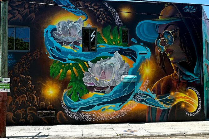 Artist Lead VIP Golf Cart Graffiti Tour - 2-5 ppl - Price and Value