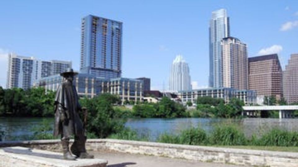 Austin: City and Hill Country Non-Stop Tour in a Mercedes - Who Should Consider This Experience