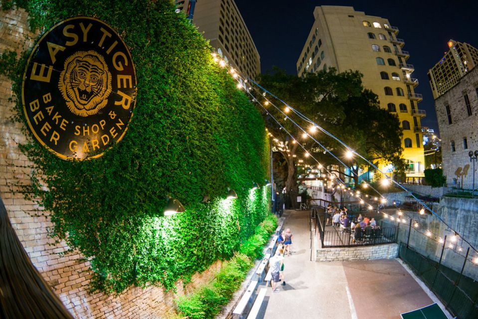 Austin: Live Music Crawl - Authenticity and Unique Experiences