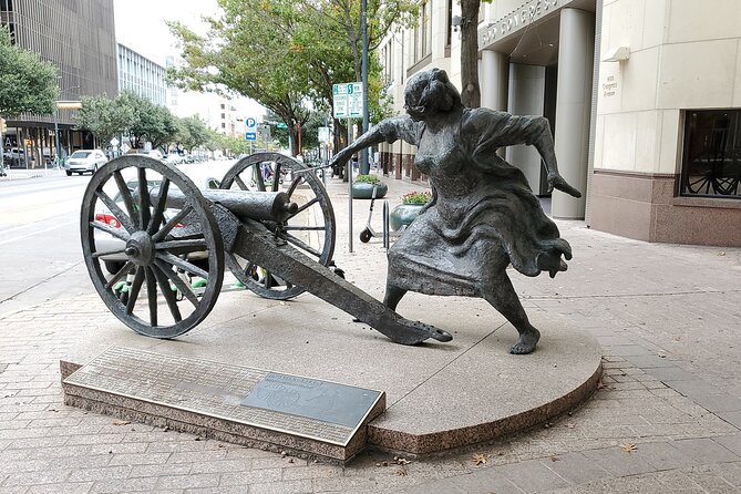 Austin Scavenger Hunt Walking Tour and Game - What to Expect from the Austin Scavenger Hunt