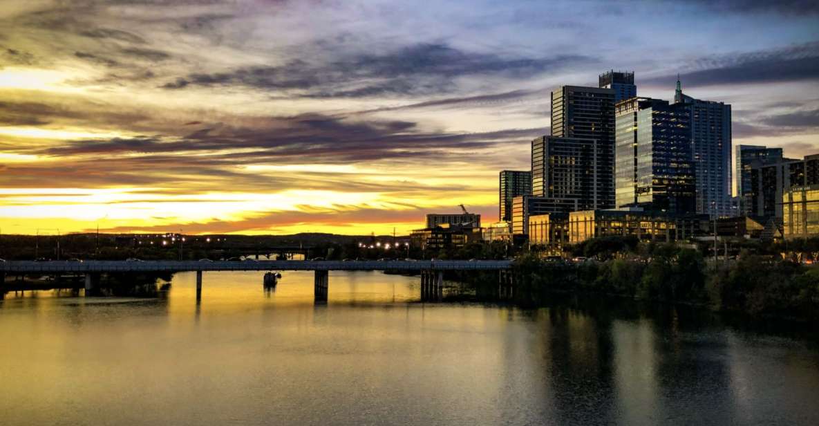 Austin: Sunset Boat Cruise with Bat Watching - The Spectacle of Bat Watching (March–October)