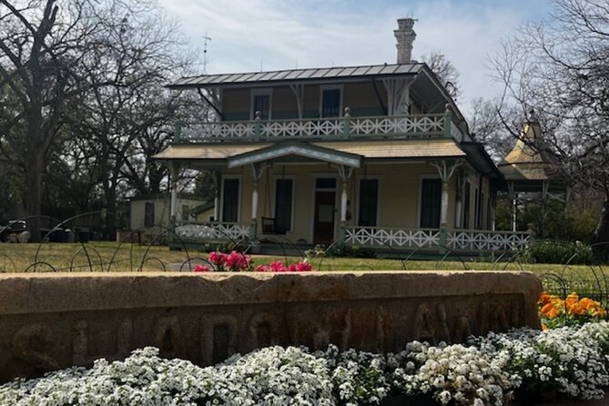 Austins Art and Architecture Panoramic Tour - Key Points  