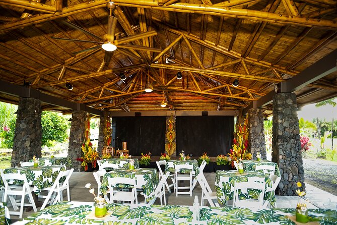 Authentic Hawaiian Dinner Pa'ina with Natives in Hana - A Close Look at the Experience