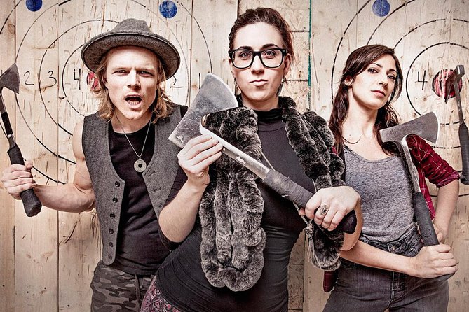 Axe Throwing in Rochester - Axe Throwing in Rochester: A Unique Urban Experience