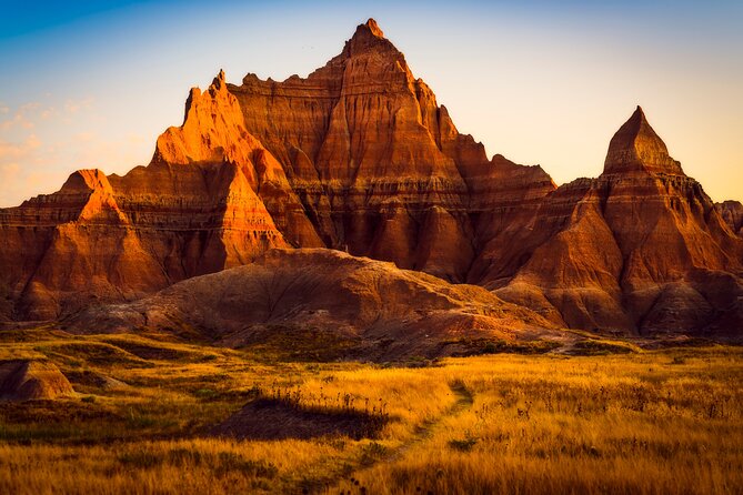 Badlands After Dark: Sunset Colors and Celestial Views - An In-Depth Look at the Badlands After Dark Tour