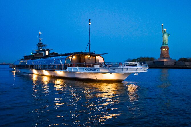 Bateaux New York Thanksgiving Plated Dinner Cruise - An Intro to the Experience