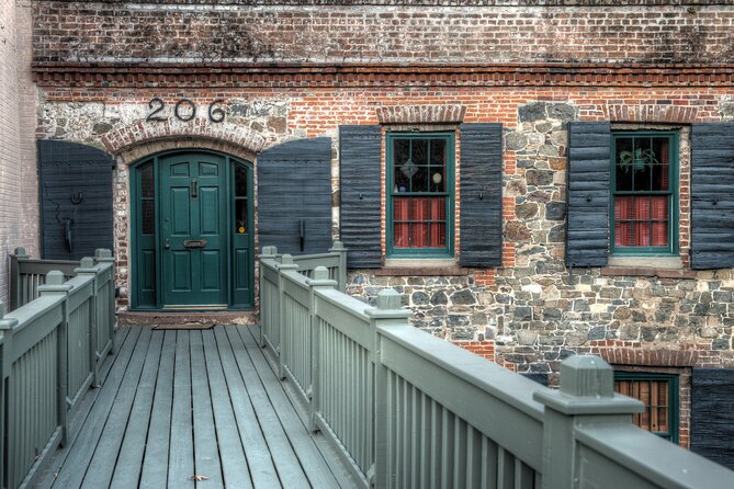 Battles & Brews Pub Crawl in Savannah - What’s Included and What to Expect