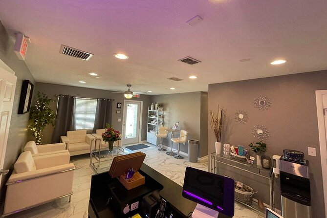 Be Well Holistic Massage Wellness Center, P. A. Signature Massage 60-Min. - The Holistic Approach and Customization