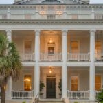 Beaufort: Pat Conroy's Beaufort Tour by Golf Cart - Who Is This Tour For?