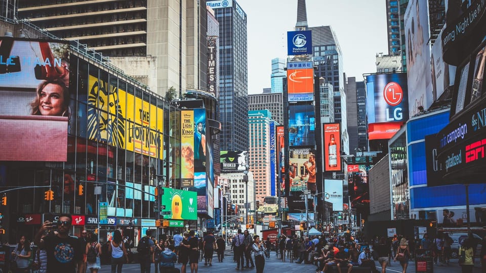 Best of New York City: Private Walking Tour with Local - What’s the starting point and how does the tour flow?