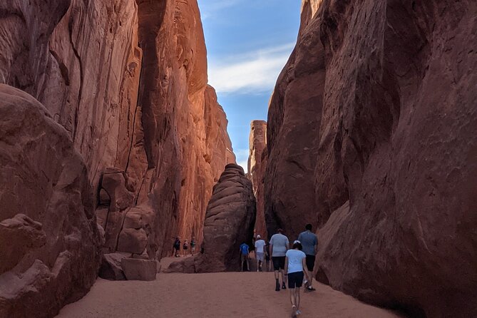 Best Scenic Arches Tours w/ Walks: Pick 3hr, 4hr, 5hr, or 7hr - Authentic Experiences from Reviewers